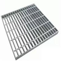China ISO 9011 Certified 50x50mm Aluminum Bar Grating - 10mm/15mm Thickness with Multiple Height Options for sale