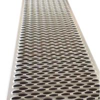China Diamond Galvanized Non-Slip Grip Strut Plank 1.5-3.5mm Steel Industrial Flooring for sale