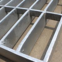 China Heavy Duty Press Locked Steel Grating Q235 33mm x 33mm for Walkway Platform for sale