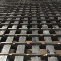 China Welded Steel Trench Cover Grating 19W4 1-1/4 x 1/4 Bearing Bar Heavy Duty for sale