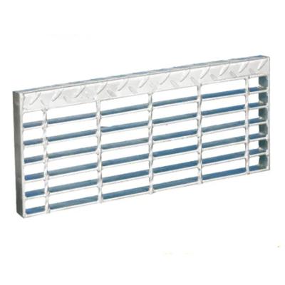 China Hot Dip Galvanized Steel Stair Tread Grating 30x100mm Pitch for Industrial Walkway Platform for sale