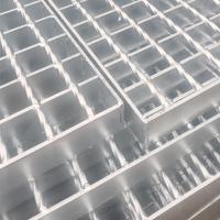 China Heavy Duty Galvanized Trench Cover Steel Grating 50mm Loading Bar Depth for sale