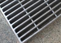 China Light Duty 50mm Swage Locked Steel Walkway Grating 6mm Cross Bar 100mm Centers for sale