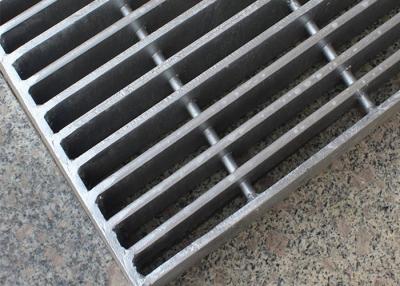 China Light Duty 50mm Swage Locked Steel Walkway Grating 6mm Cross Bar 100mm Centers for sale