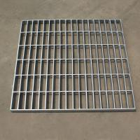China 1000x1000mm Galvanized Steel Grating Mesh with 30x2mm Flat Bar Construction for Industrial Flooring for sale
