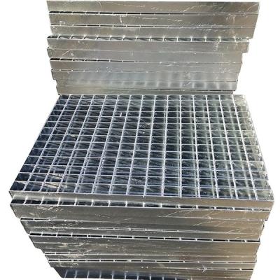 China Hot Dipped Galvanised Serrated Steel Bar Grating 25x5mm for Bridge Trench Cover for sale