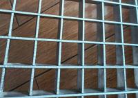 China Stainless Steel Bar Grating 35x35mm Mesh Press Locked for Drainage Walkways with 1000-6000mm Length Options for sale