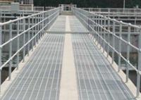 China 2mm Aluminum I Bar Grating Walkway Platform - 1-2.5 inch Bearing Bars with 4-2 inch Cross Spacing for sale
