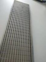 China SS 316 Stainless Steel Heel Guard Drainage Cover Linear Grating Walkway 20x5mm for sale