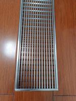China Stainless Steel 304 Drainage Bar Compact Channel Grate for Trench Cover 50mm Spacing for sale