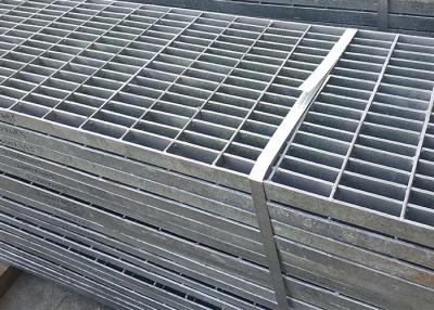 China Low Carbon Press Lock Steel Grating 19-P-4 Spacing Smooth Shaped for sale
