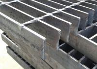 China High Loading Strength Black Galvanized Steel Grating Walkway for sale