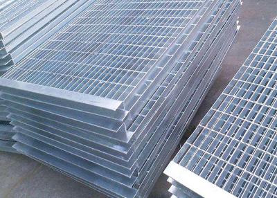 China Heavy Duty Customizable Serrated Steel Bar Grating 30x5mm Hot Dipped Galvanized for Industrial Flooring for sale