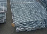 China Heavy Duty Customizable Serrated Steel Bar Grating 30x5mm Hot Dipped Galvanized for Industrial Flooring for sale