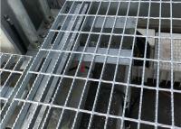 China Galvanized Serrated Bar Grating Walkway Catwalk 35x5mm Bearing Bar Yb/T4001 Standard for sale