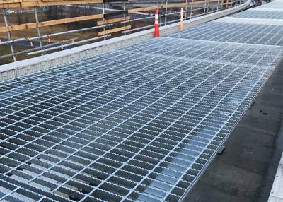 China Galvanized Serrated Bar Grating Walkway Catwalk 35x5mm Bearing Bar Yb/T4001 Standard for sale