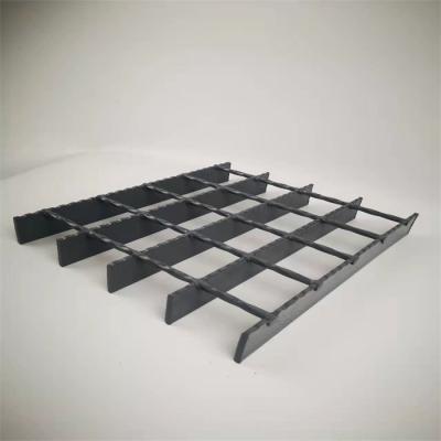 China Trailer Floor Serrated Galvanized Steel Grating Walkway Platform 32*5mm for sale