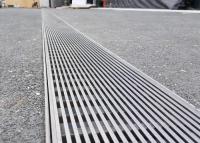China Hot Dipped Galvanized Steel Trench Drain Grate Cover Heavy Duty 6mm Bar Grating for sale