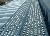 China Carbon Steel Perforated Walkway Grating 300mm Width Circle Hole Punched Roof Grating for sale