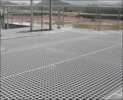 China Hot Dipped Galvanized Steel Grating 25x5mm Bearing Bar for Construction Walkway for sale