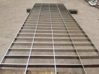 China Hot Dip Galvanized Steel Grating Serrated Heavy Duty Platform Catwalk 25x5mm Bearing Bar for sale