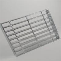 China Anti Slip Serrated Steel Grating Black Spray Paint 25x5mm Bearing Bar 30mm Pitch for sale