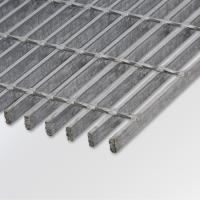 China Hot Dip Galvanized Heavy Duty Steel Grating 32x5mm Anti-Skid Flooring for sale