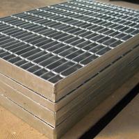 China Hot Dipped Galvanized Steel Grating 32x5mm Bearing Bar Anti Corrosion Floor Catwalk for sale