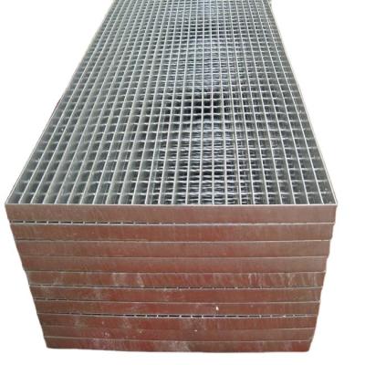 China Hot Dipped Galvanized Steel Grating 30x5mm Bearing Bar for Flooring and Catwalks for sale
