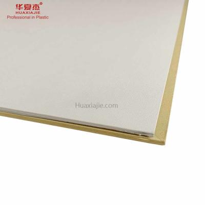 China Colored Wpc Wall Panel Interior 2800*600*9mm For House Decoration for sale