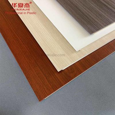 China Laminated Wpc Wall Panel moisture proof For House Wall Decoration for sale