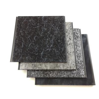 China 1.88kg/M PVC Ceiling Panels Customized Length For Building Decoration for sale