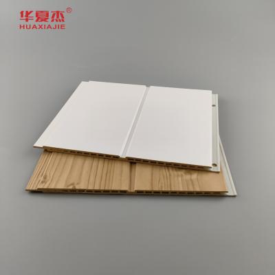 China Bathroom PVC WPC Composite Wall Cladding Smooth Water Resistant for sale