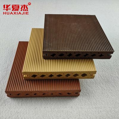 China Environmental WPC Composite Floorings Boards Like Redwood Material for sale