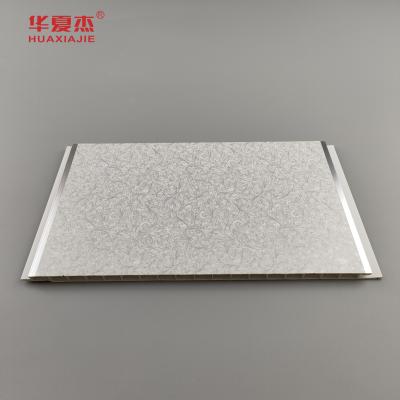 China Moisture Resistant Lightweight PVC Ceiling Panels 2.64kg/m2 for sale