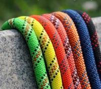 China YILIYUAN Adjustable Nylon Braided Rope Halter Lead for Farm Horse in Customized Color for sale
