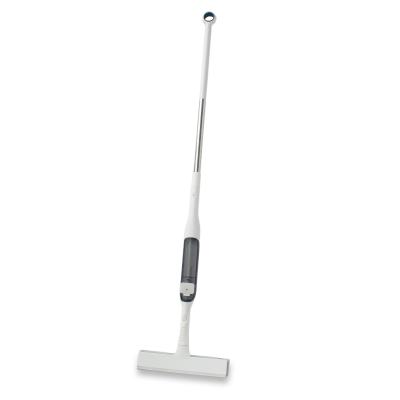 China 2-in-1 Window Wiper with 450ml Water Tank and Built-in Sprayer Function for Streak-Free Cleaning for sale