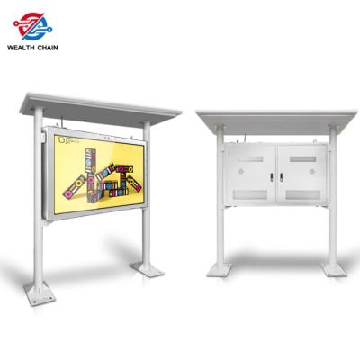 China 2160P 4K 2000 Nits Outdoor LCD Digital Signage With RC Network connection for sale