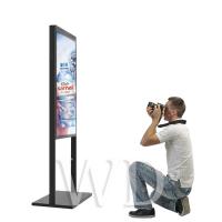 China Floor Stand Adjustable Length 2500cd/M² Advertising Kiosk Display Dual Screens for sale