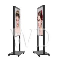 China Floor Standing Low Noise 2500 Cd/M2 Indoor Digital Signage With Casters for sale