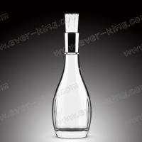China Glass Stopper Empty Alcohol 500mL Vodka Glass Bottle for sale
