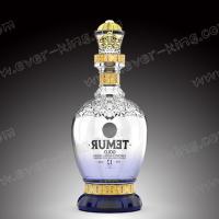 China Crystal White Flint Custom Glass Bottle 750 ML For Luxury Liquor And Spirit for sale