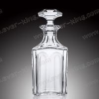 China ISO9001 2015 Luxury Glass Stopper 750ml Whiskey Glass Bottle for sale
