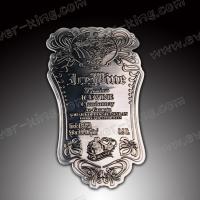 China Silk Screen Standard Zinc Alloy Spirit Labels for sale