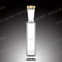 China Beautiful 750ML  Rum Glass Bottle for sale