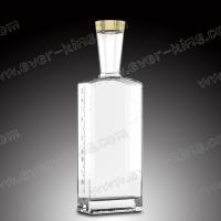 China Beautiful 750ML  Rum Glass Bottle for sale