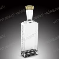 China Beautiful 750ML  Rum Glass Bottle for sale