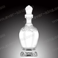 China Heavy Base Luxury 1500g 1 Liter Glass Liquor Bottles for sale