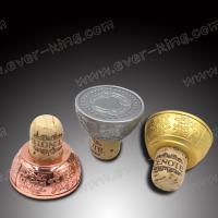 China Pantone Custom Metal Glossy Spirit Bottle Closures for sale