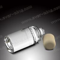 China Crystal White Flint Custom Glass Bottle 750 ML for Luxury Liquor and Spirit for sale